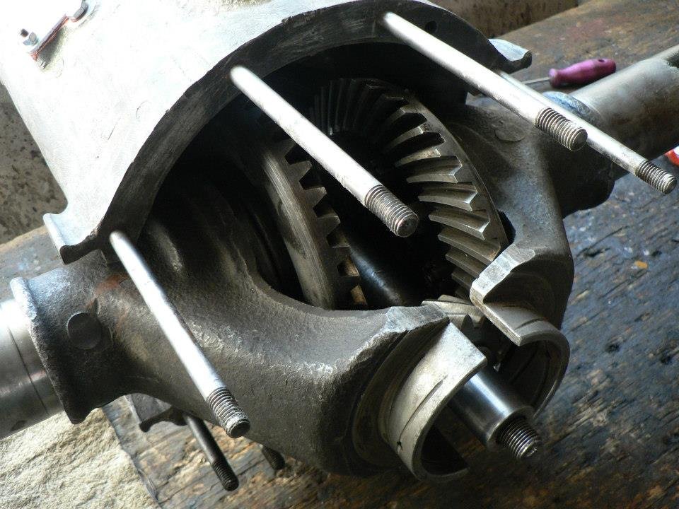 Differential :: Tatra 87 restoration